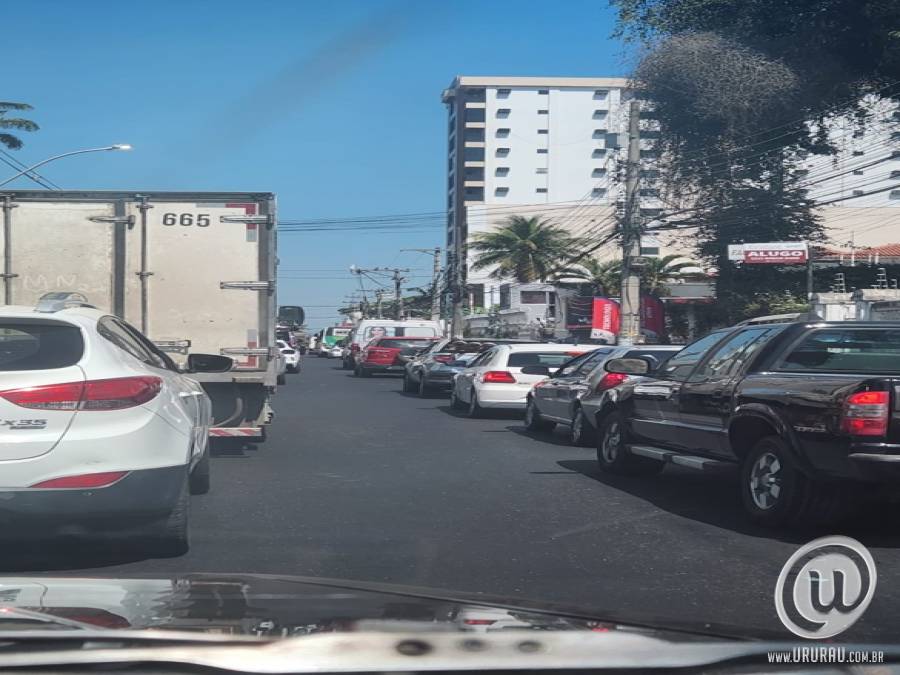 Interdição da Avenida XV de Novembro para obras causa transtorno no ...