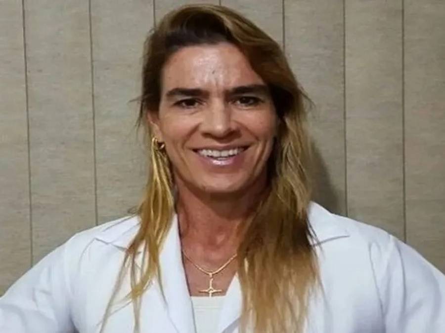 Quem é Sandra Mathias, a ex-jogadora de vôlei que usou coleira para ...